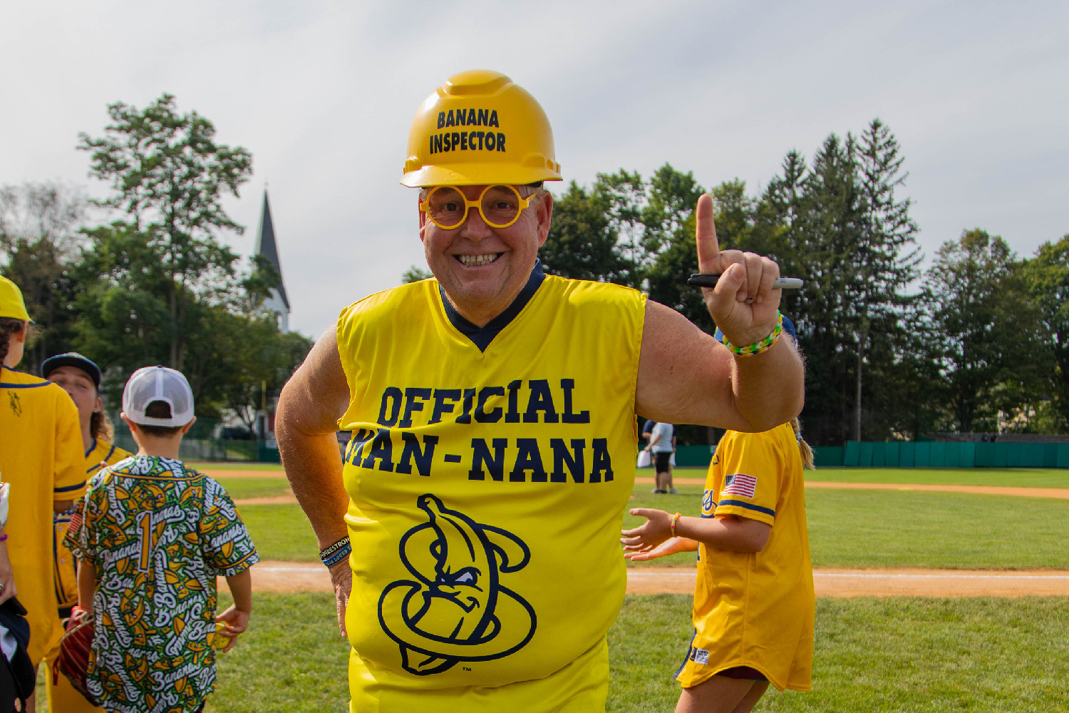 The Man-Nanas - Bananaland at Sea