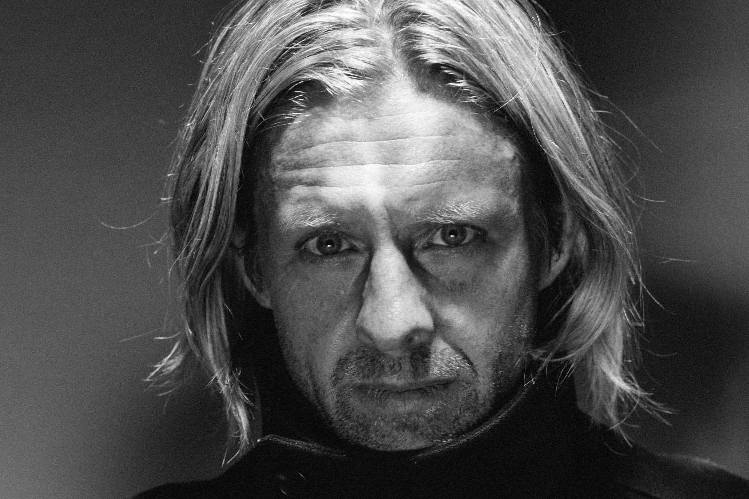 Jon Foreman of Switchfoot - The Rock Boat Jon Foreman of Switchfoot - The Rock Boat
