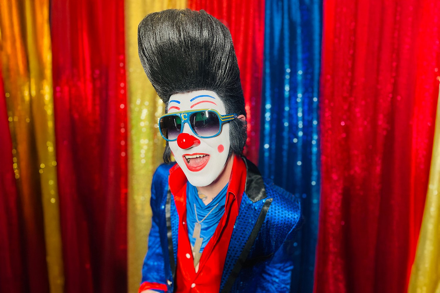 Clownvis - Headbangers Boat